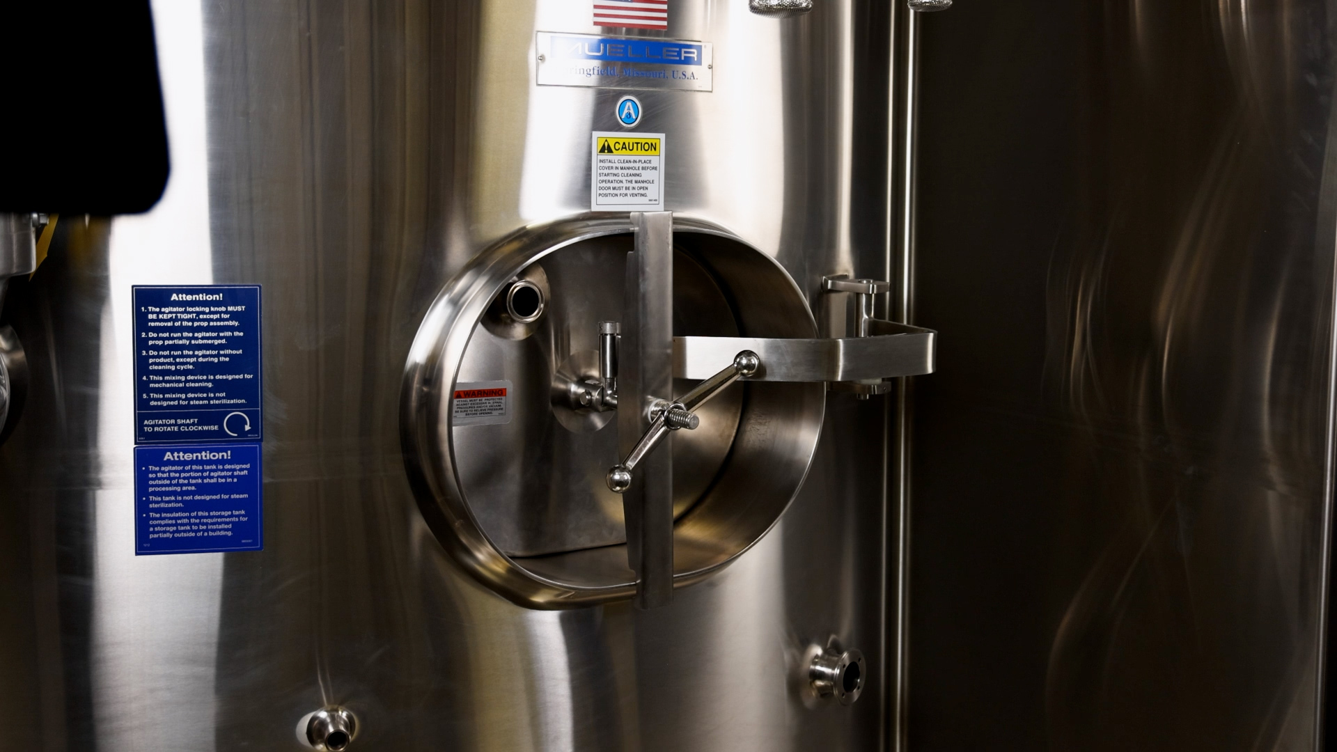 Manway Gasket Installation & Bushing Adjustment | Paul Mueller Company